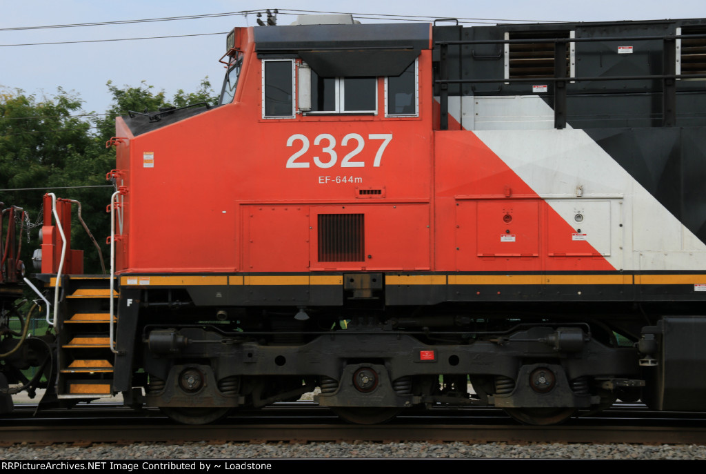 CN 2327